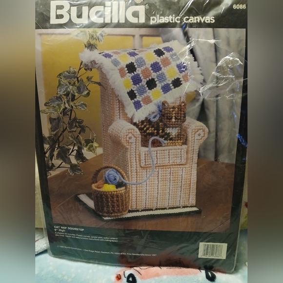 Bucilla | Accents | Vintage Bucilla Plastic Canvas Needlecraft Kit 686 ...